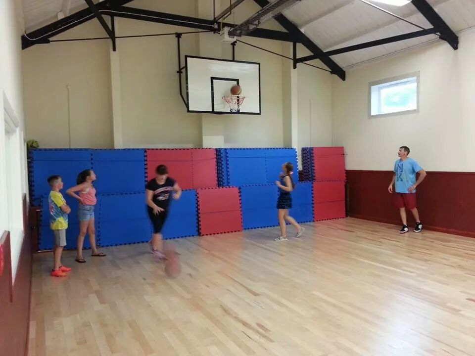 Facilities | Ton and Gelli Community Centre
