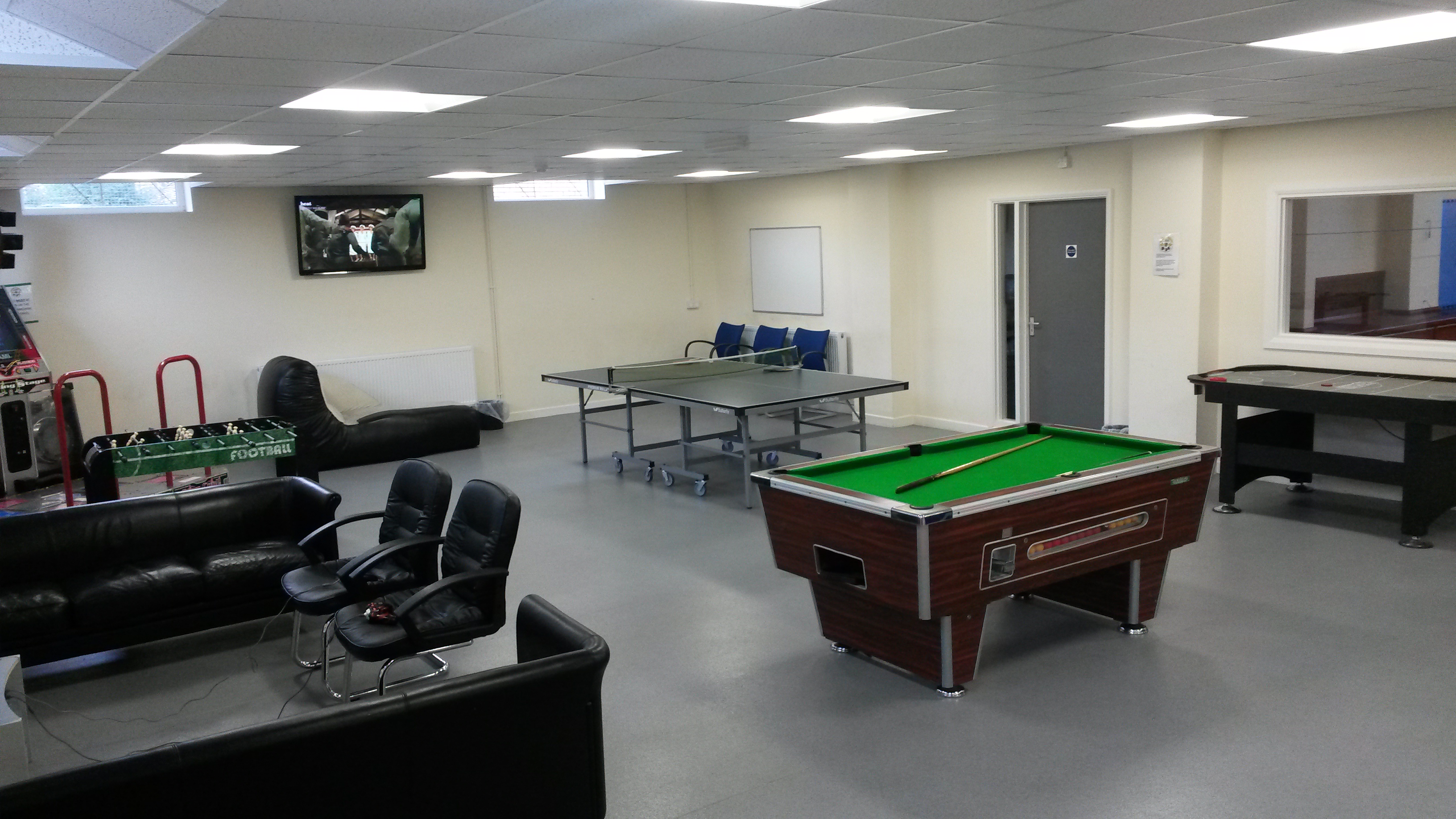 Facilities | Ton and Gelli Community Centre